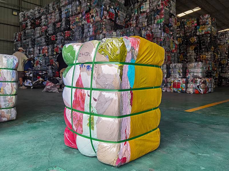 Buy Used Clothes in Bales – Hissen Global